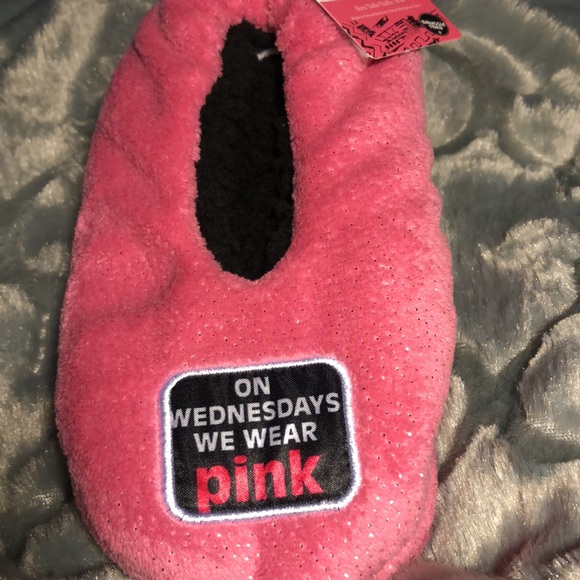 Mean Girls | Shoes | Mean Girls Snuggle Toes Slippers 2 For 5 | Poshmark